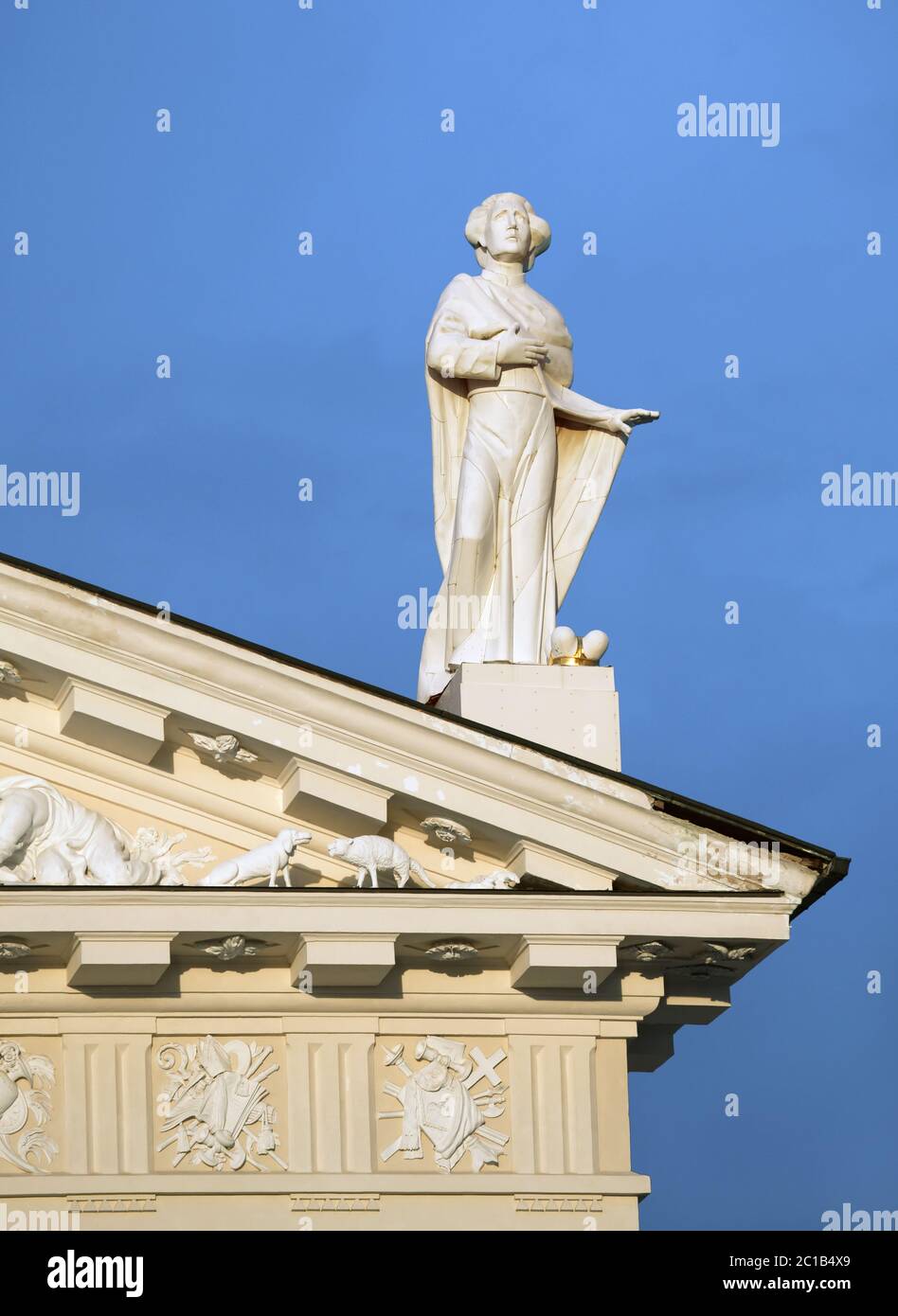 Statue on roof vilnius hi-res stock photography and images - Alamy