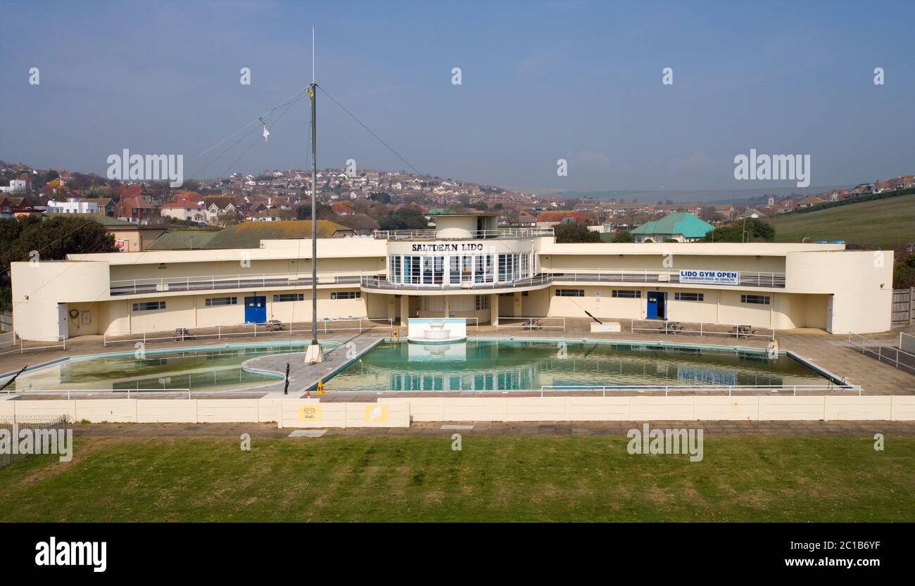 Saltdean lido pool hi-res stock photography and images - Alamy