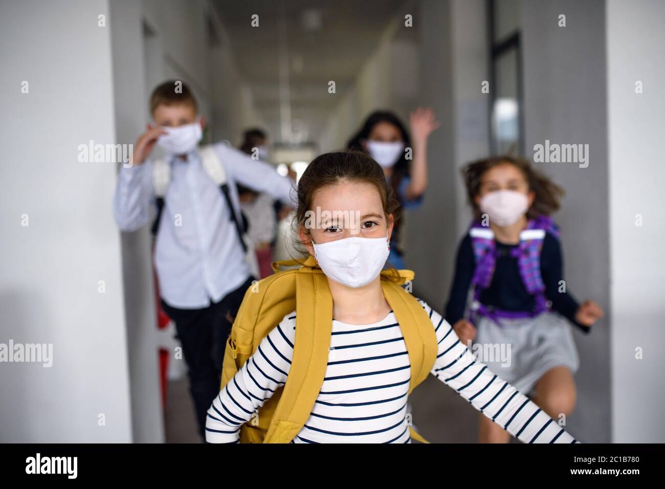 School corridor running hi-res stock photography and images - Alamy