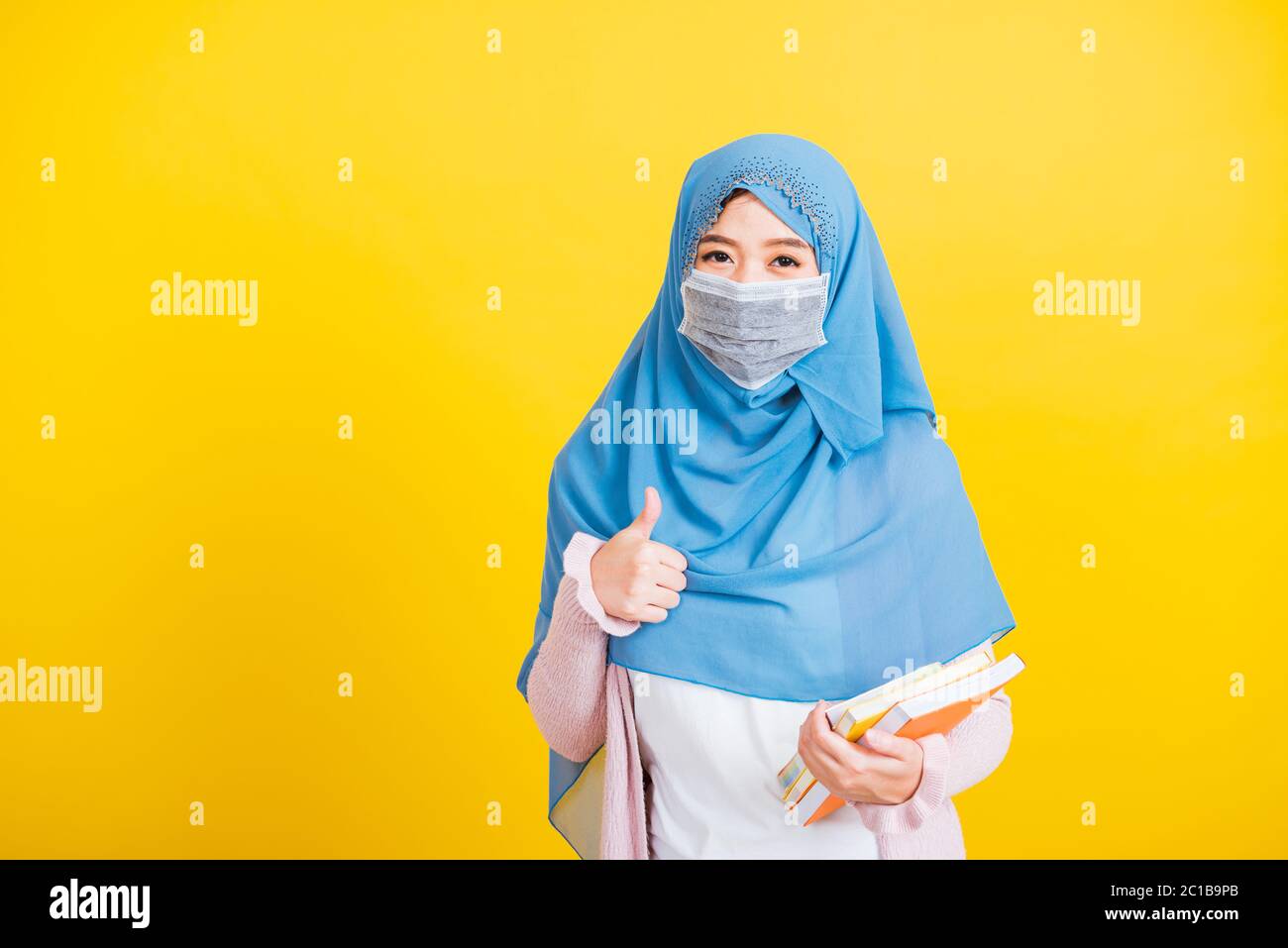 Asian Muslim Arab, Portrait of beautiful young woman religious wear ...