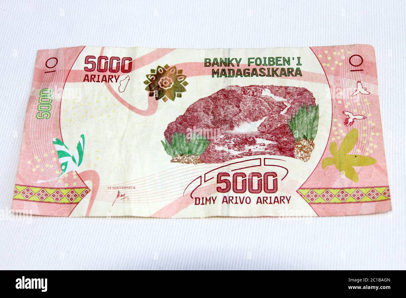 Madagascan currency note of 5000 Ariarys, Madagascar Stock Photo - Alamy