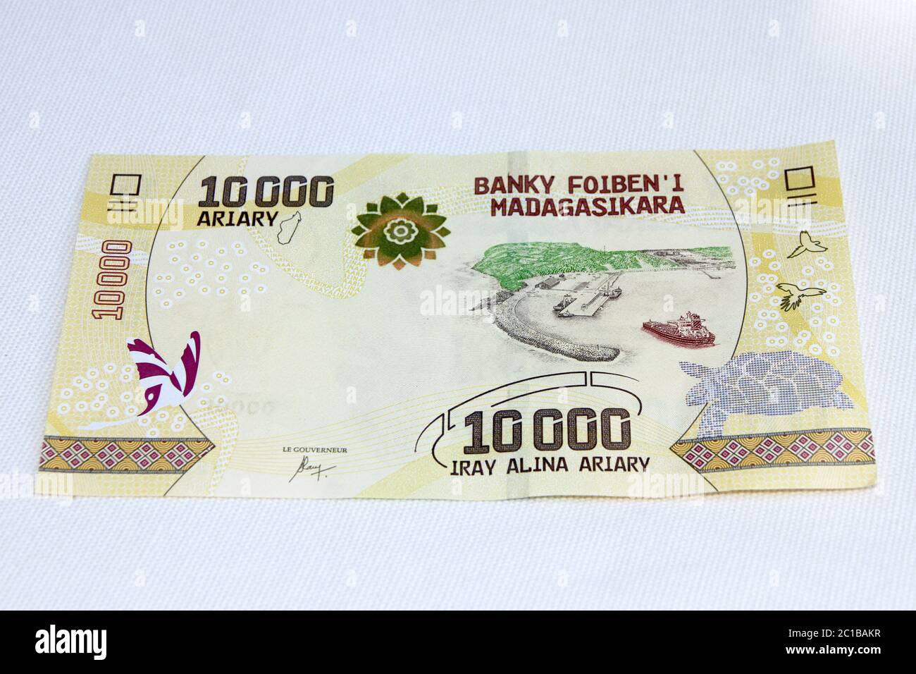 Madagascan currency note of 10000 Ariarys, Madagascar Stock Photo - Alamy