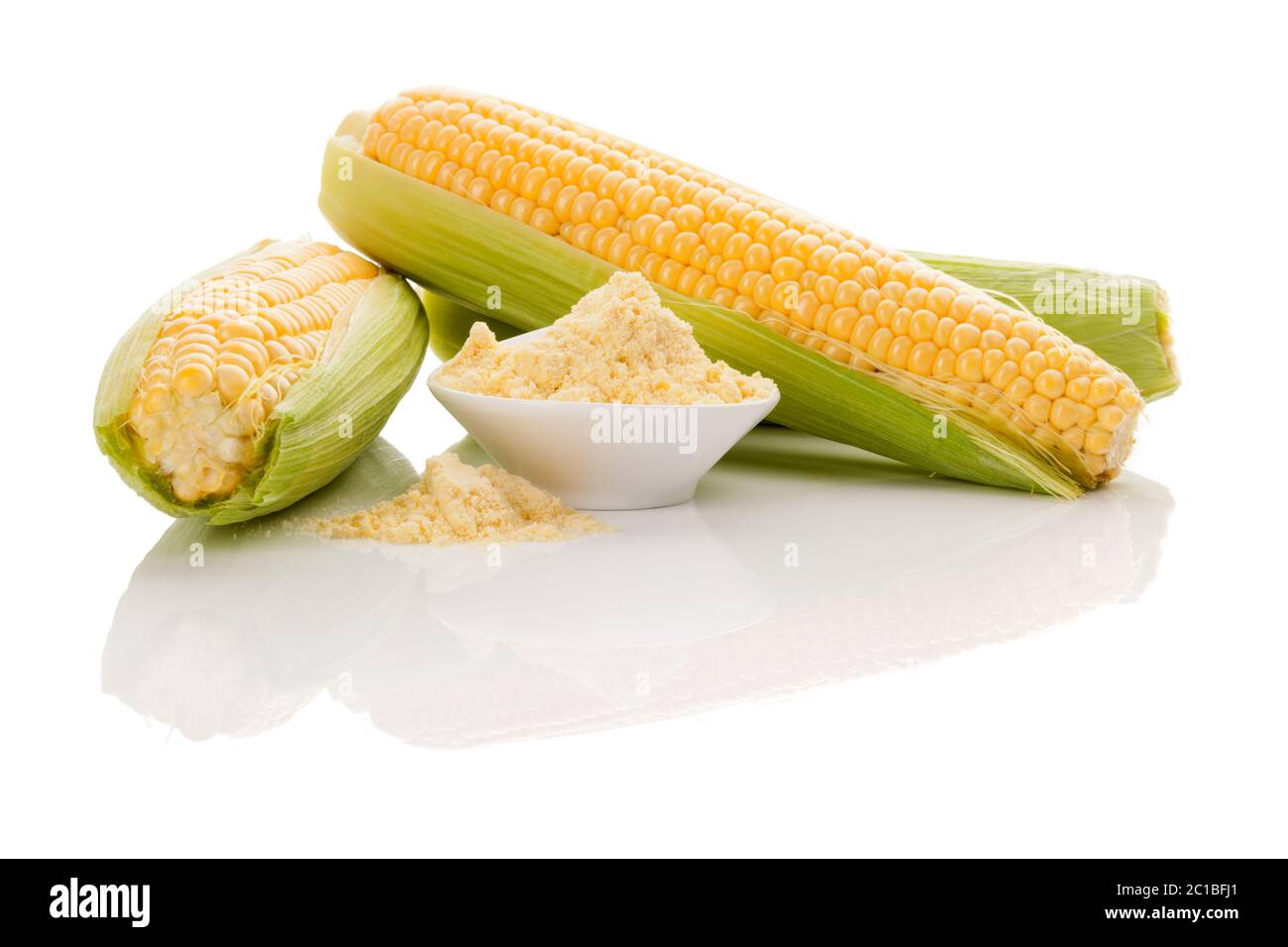 Wooden bowl sweet corn Cut Out Stock Images & Pictures - Alamy