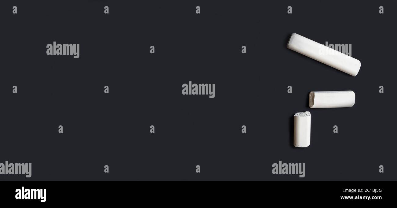 Two pieces chalk hi-res stock photography and images - Alamy