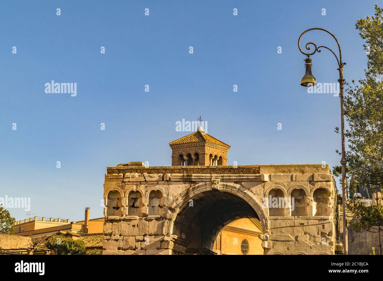 Roman janus arch hi-res stock photography and images - Alamy