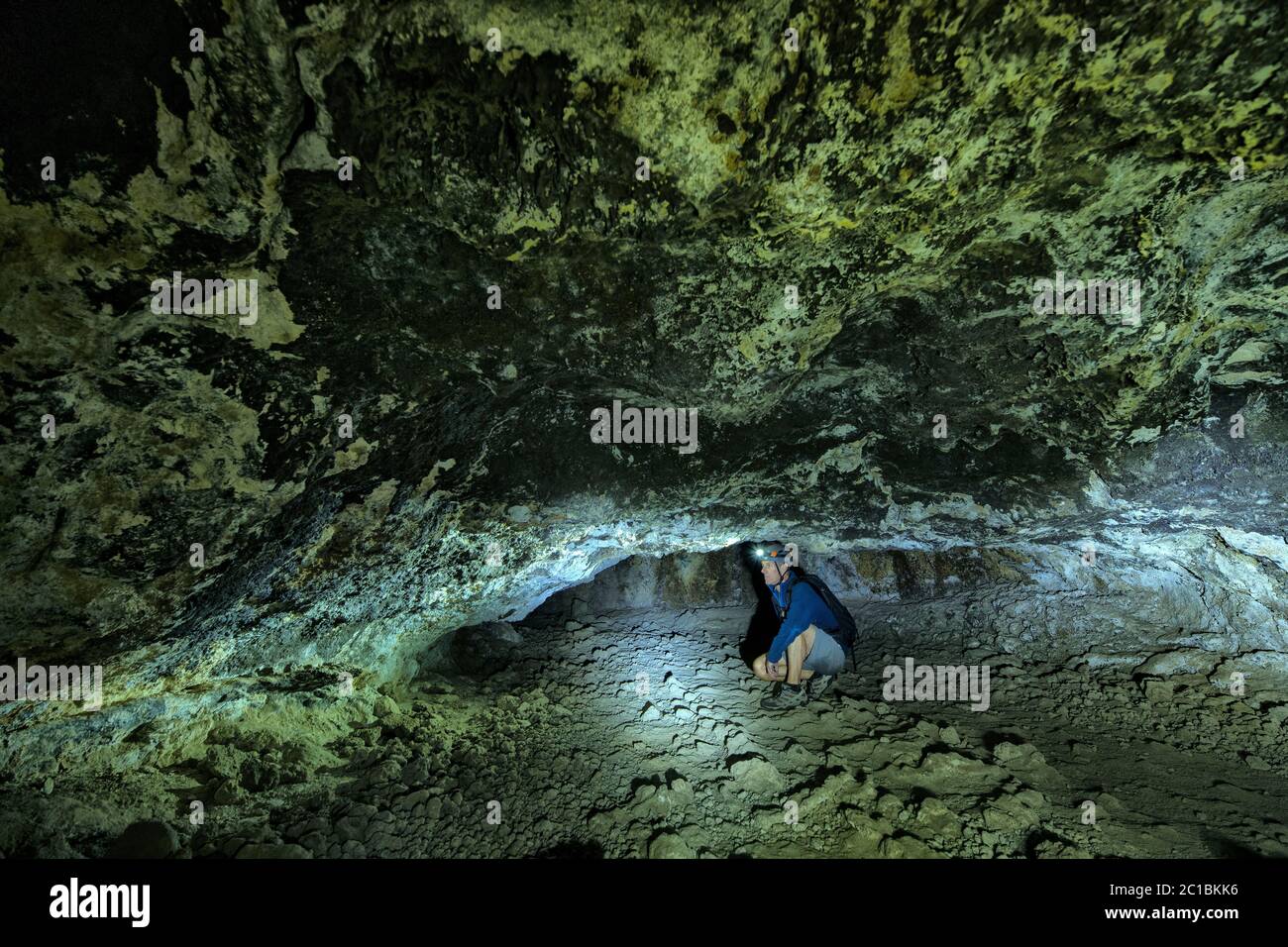 Skeleton cave oregon hi-res stock photography and images - Alamy