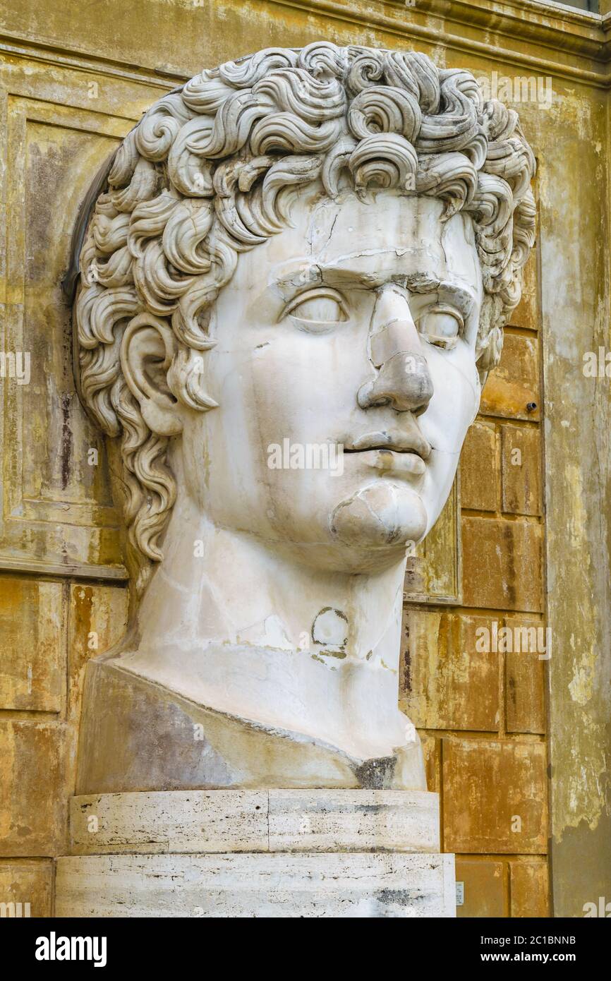 Caesar Augustus Statue in Courtyard of the Pigna Vatican Museum Stock ...
