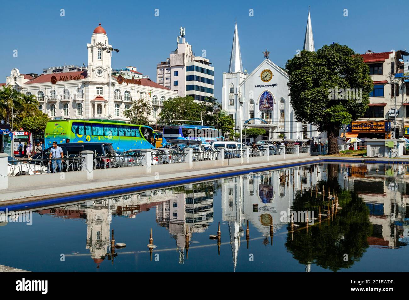 Yangon colonial buildings hi-res stock photography and images - Alamy