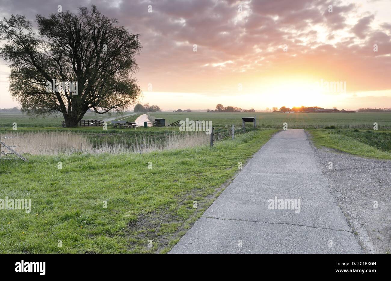 Groningen cycling hi-res stock photography and images - Alamy
