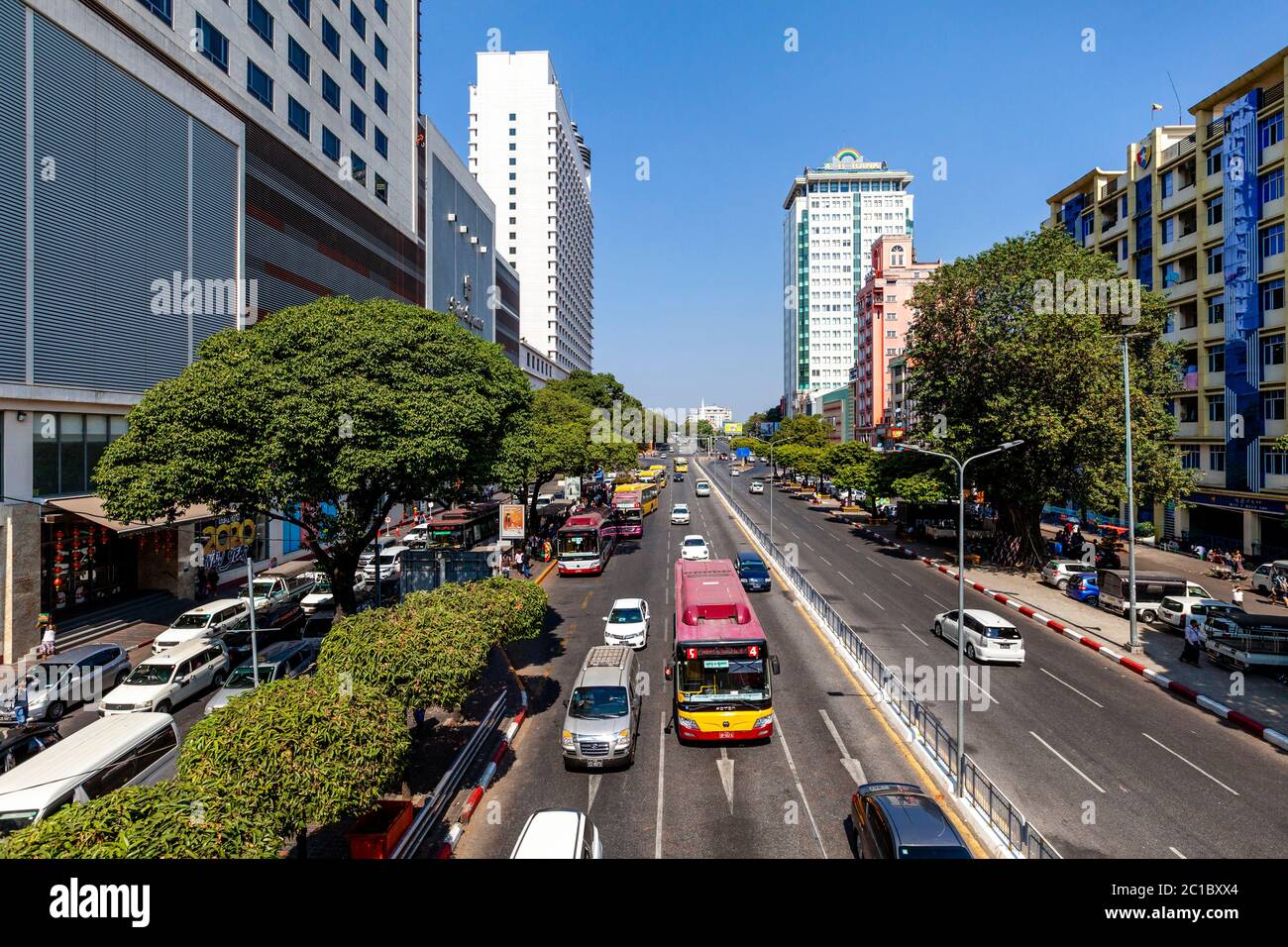 Busy road in yangon hi-res stock photography and images - Alamy