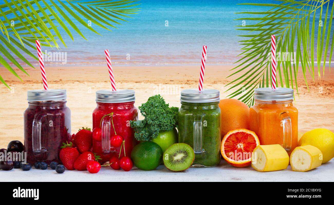 Smoothy drink hi-res stock photography and images - Alamy