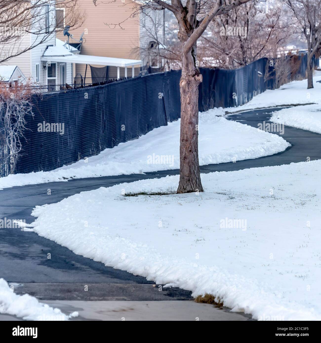 Curvy Square High Resolution Stock Photography and Images - Alamy