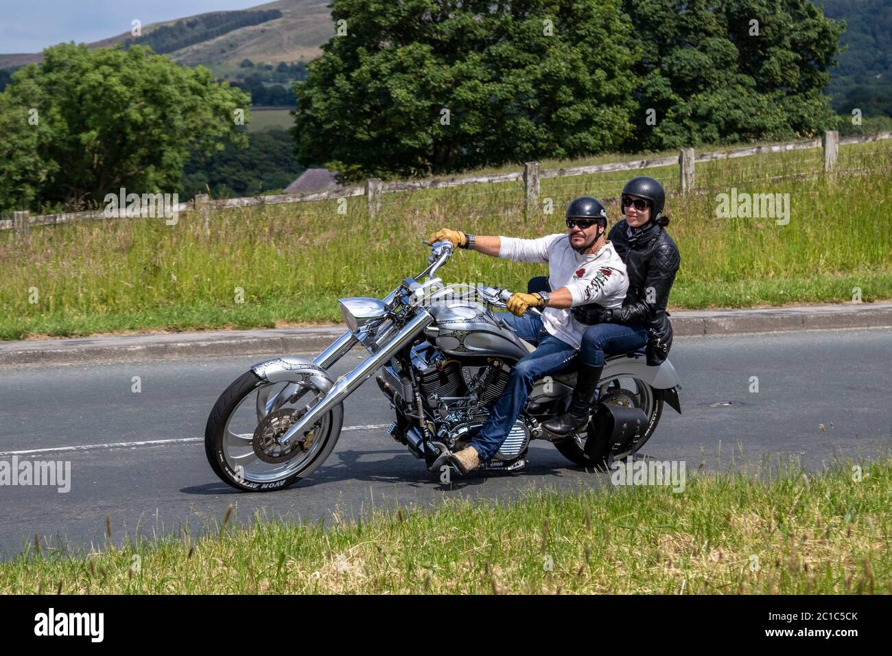 S55NKE- 2007 silver Victory Vegas Trike; Motorbike rider; three wheeled ...