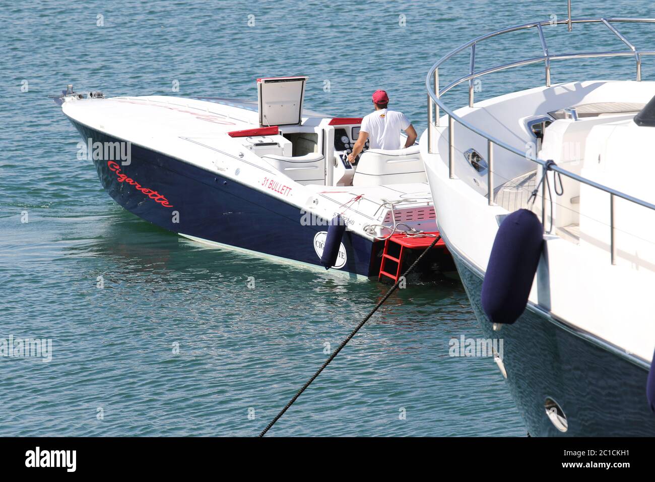 Cigarette Racing Team 1 World Champion - STF 32140 - street photo ...