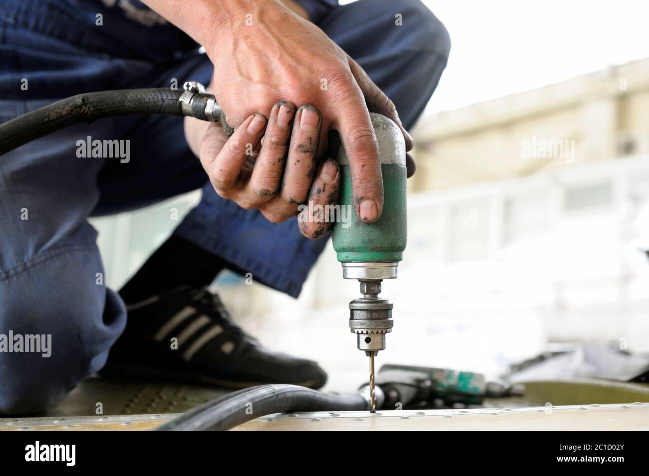 Airplane assembly hi-res stock photography and images - Alamy