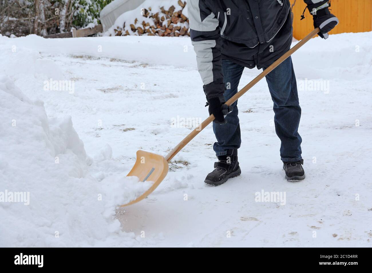 Snow traffic man hi-res stock photography and images - Alamy
