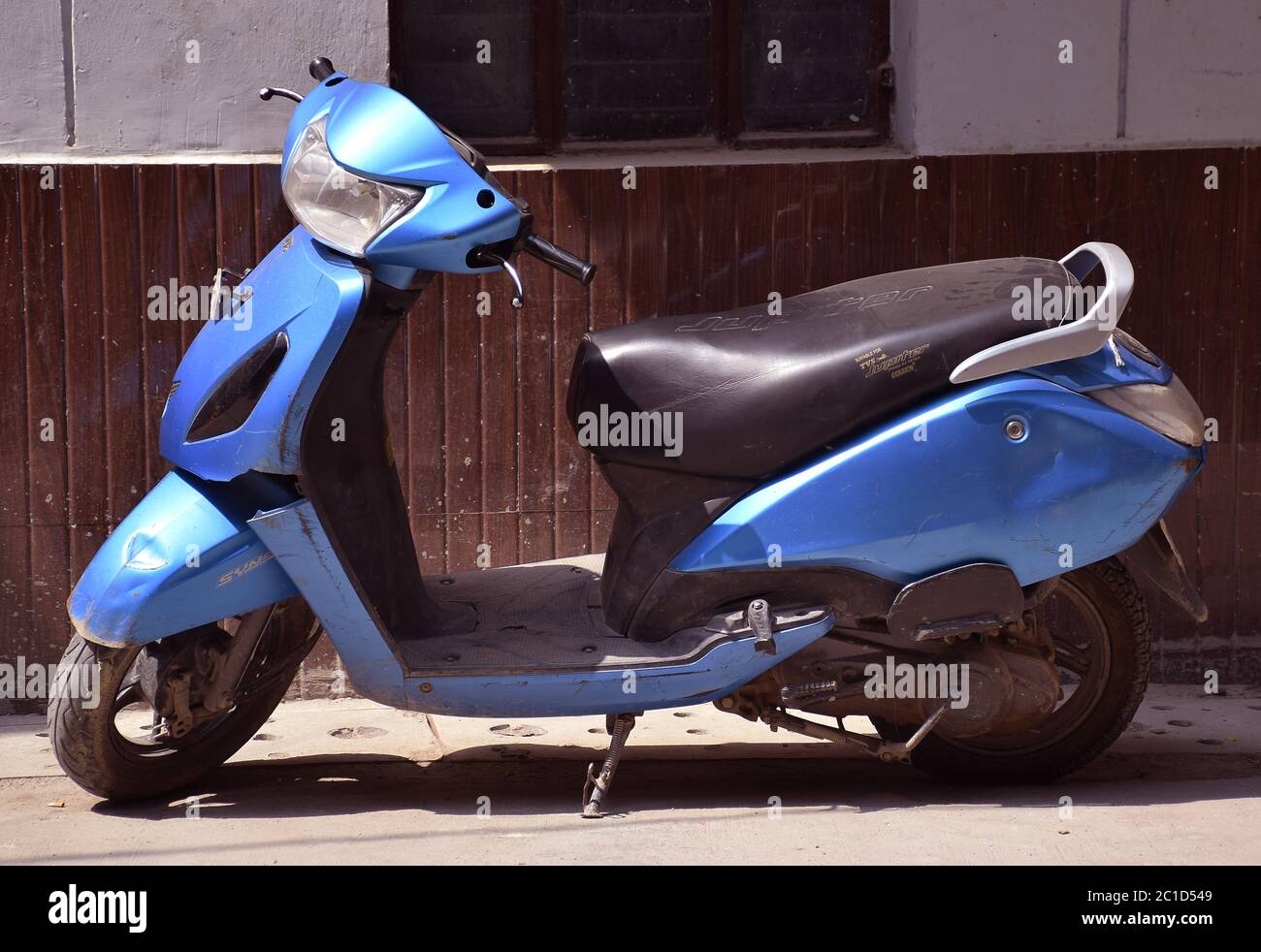 Scooty bike hi-res stock photography and images - Alamy