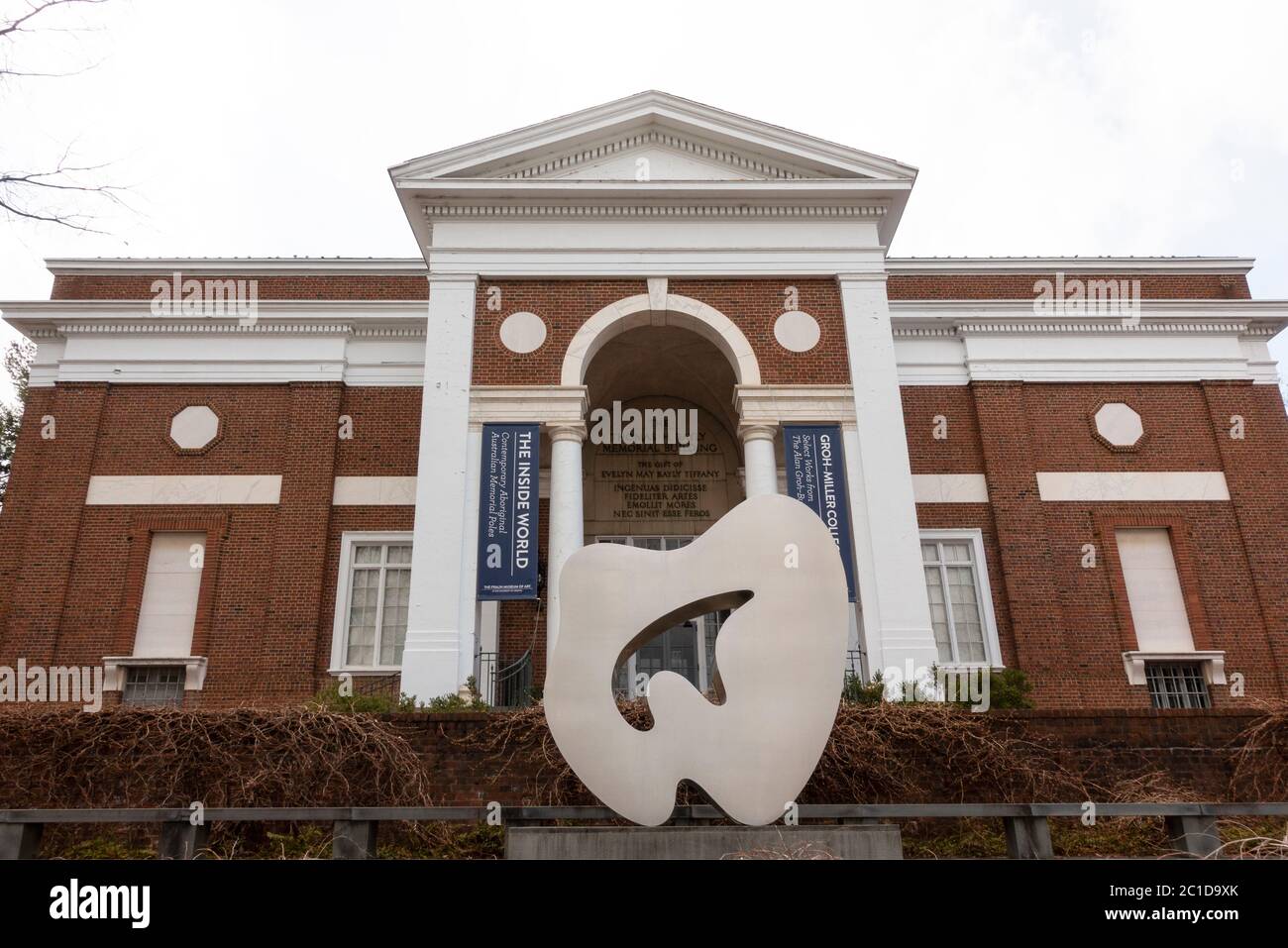 Fralin Museum of Art on the campus of the University of Virginia ...