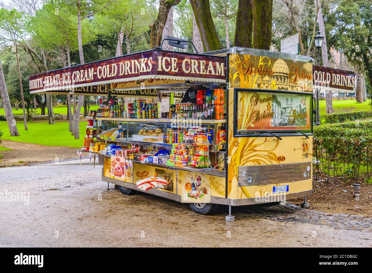 Rome Food Truck High Resolution Stock Photography and Images - Alamy
