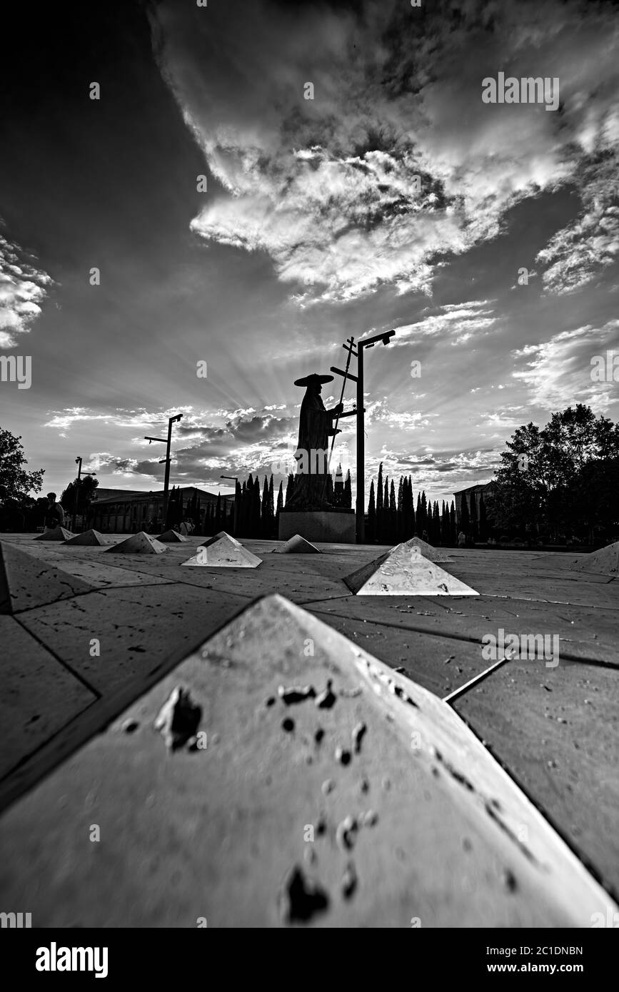 Estatua sol hi-res stock photography and images - Alamy