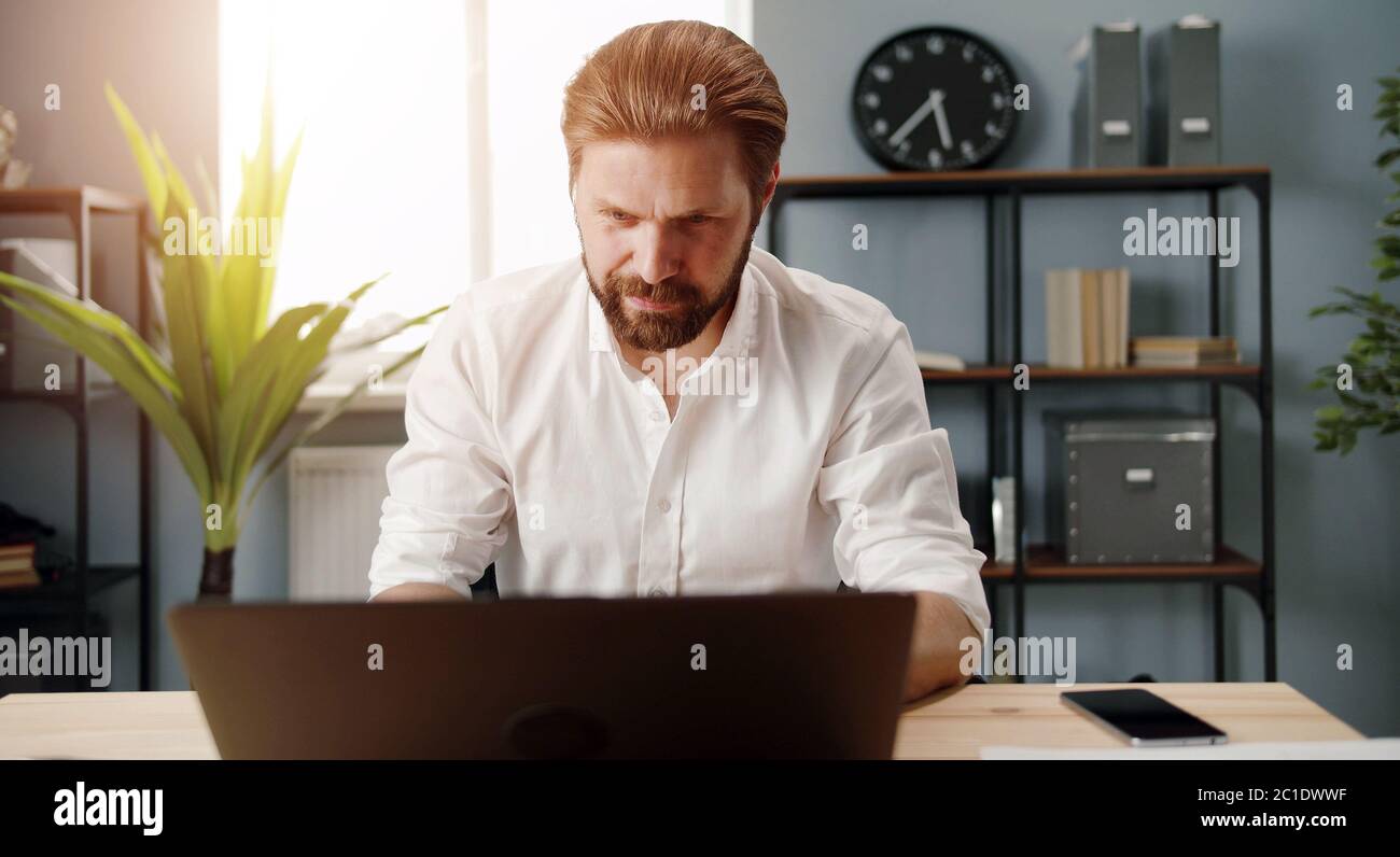 Computer positive hi-res stock photography and images - Alamy