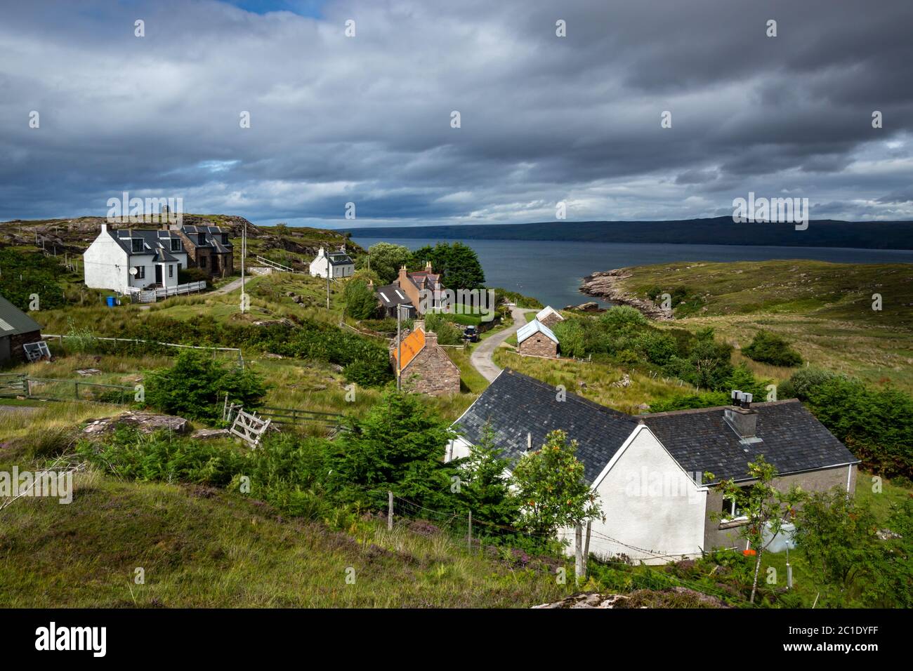 Shieldaig village hi-res stock photography and images - Alamy