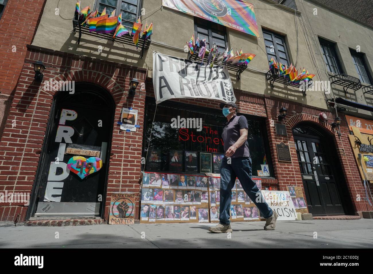 Stonewall riots 1969 new york historic hi-res stock photography and ...