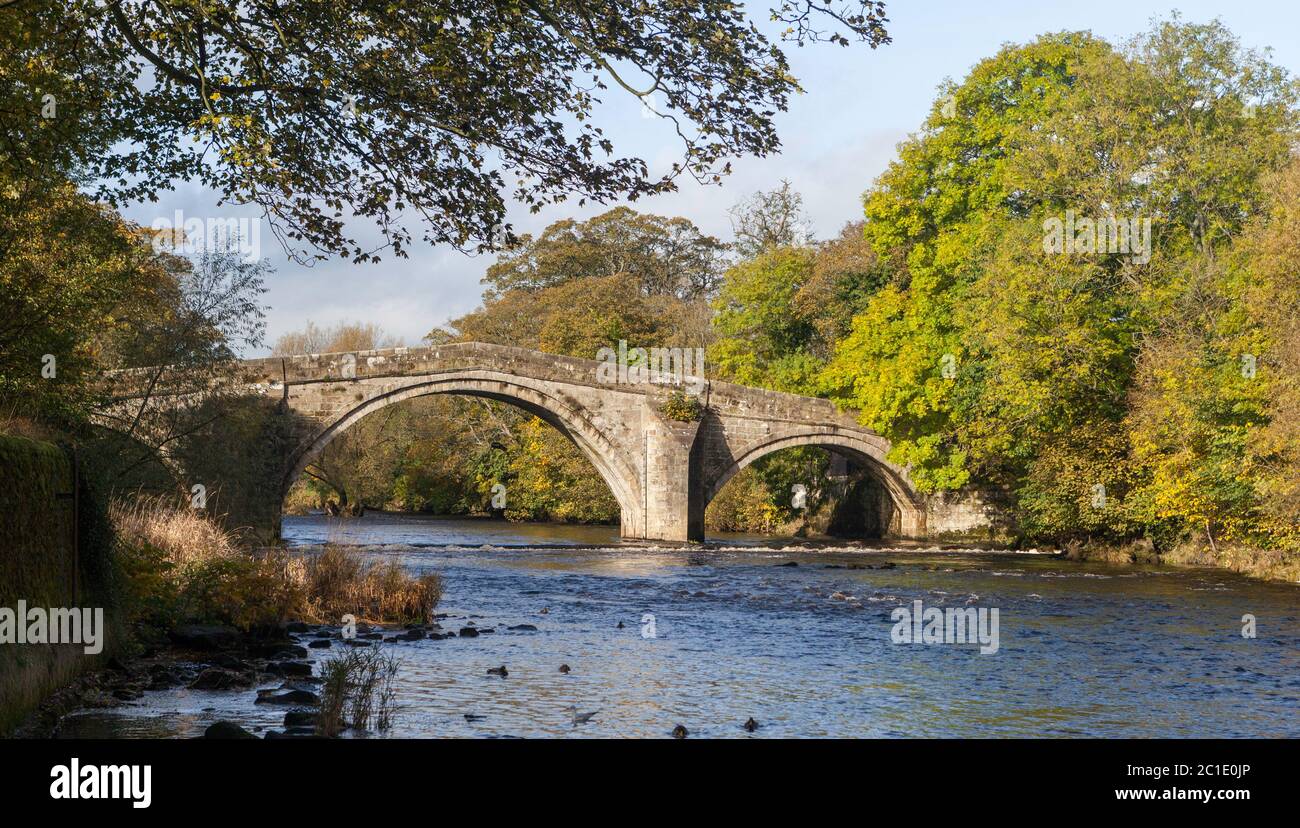 The Old Bridge over the River Wharfe in Ilkley, West Yorkshire Stock ...
