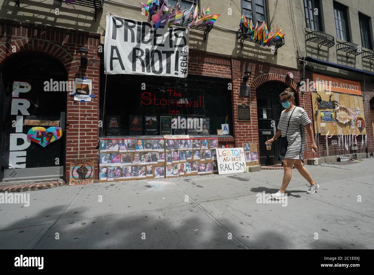 Stonewall riots 1969 new york historic hi-res stock photography and ...