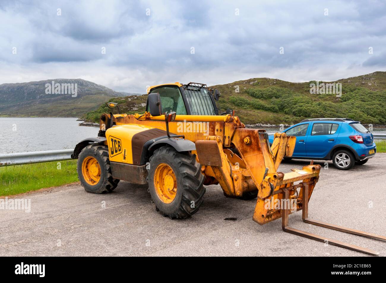 YELLOW JCB FORK LIFT TRACTOR Stock Photo - Alamy