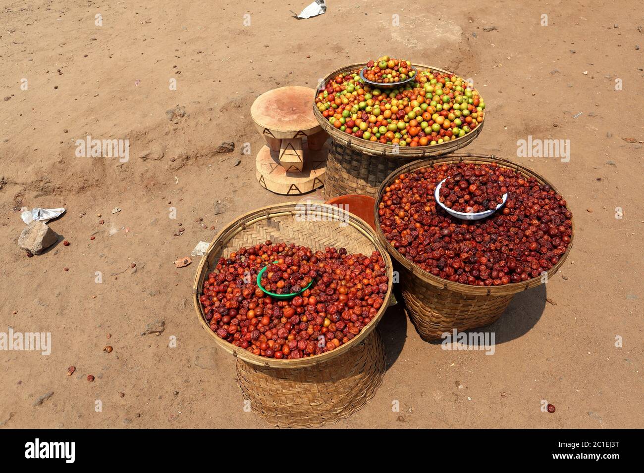 Fruits from market hi-res stock photography and images - Alamy