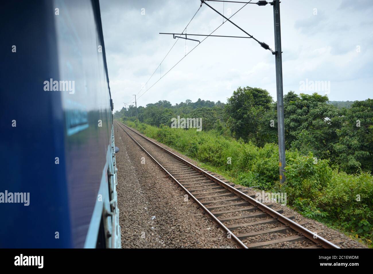 Government track hi-res stock photography and images - Alamy