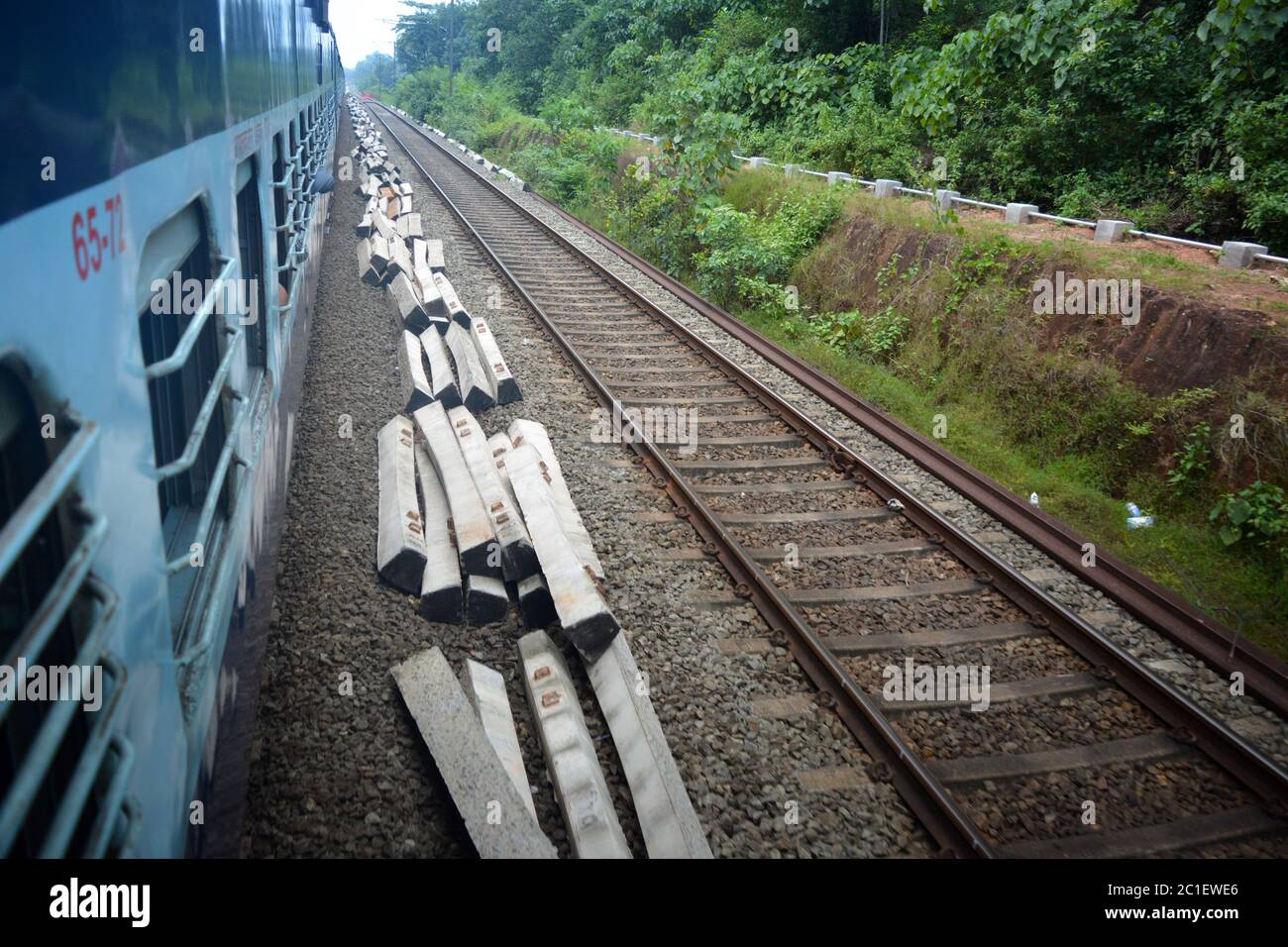 Government track hi-res stock photography and images - Alamy