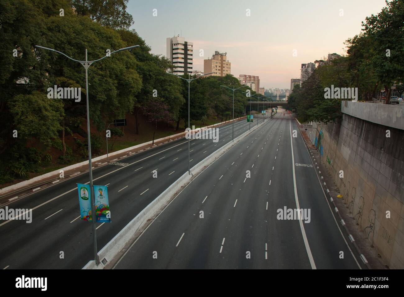 Empty streets in Sao Paulo - Brazil Stock Photo - Alamy