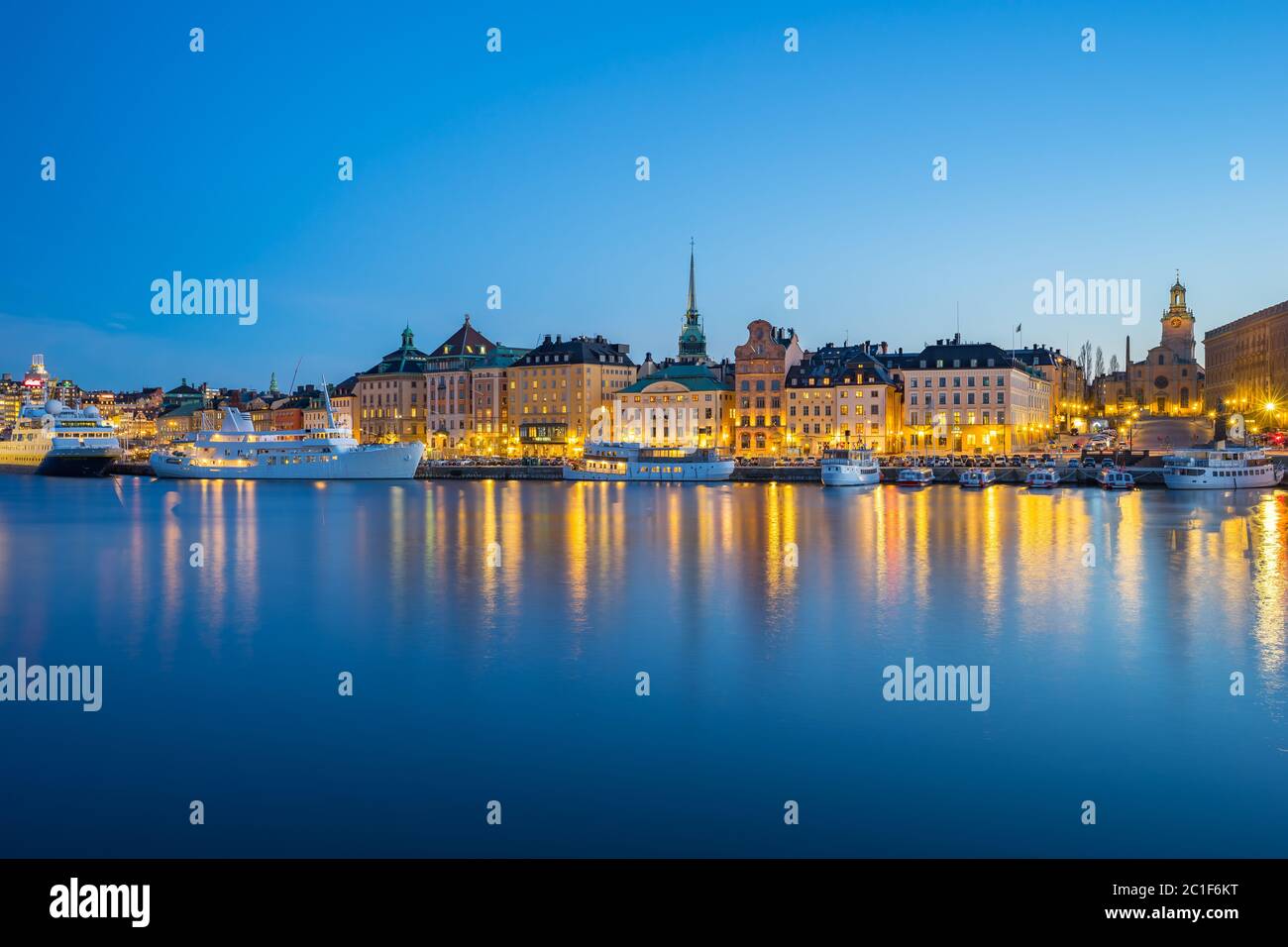 Stockholm port at night in Stockholm city, Sweden Stock Photo - Alamy