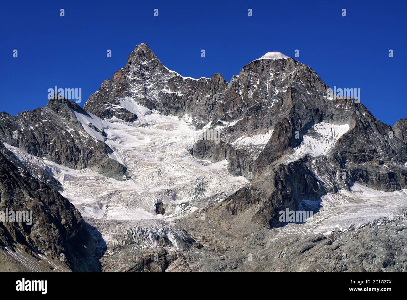High wallis hi-res stock photography and images - Alamy