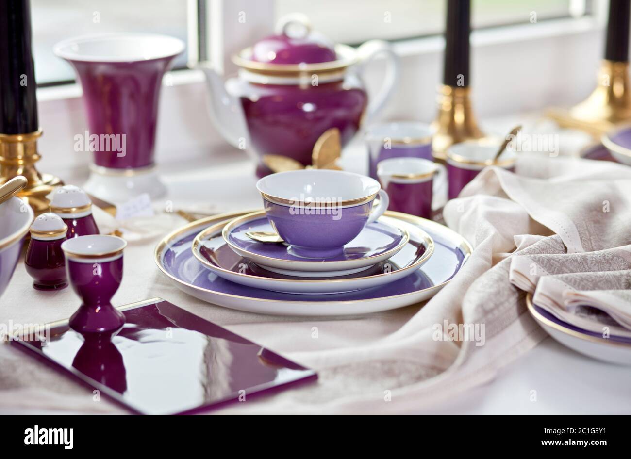 luxury coffee plate set Stock Photo - Alamy