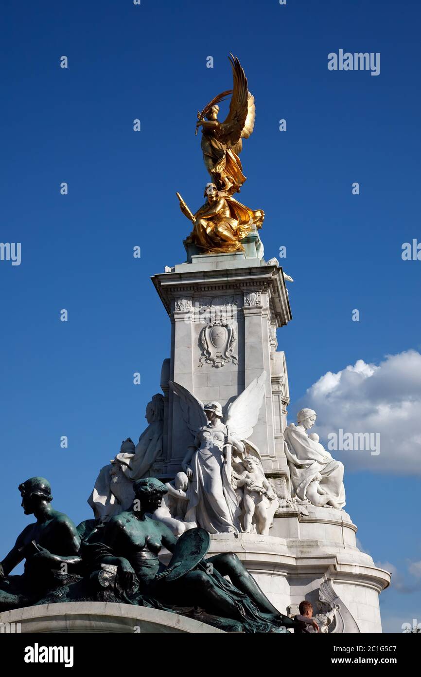 Angel detail victoria memorial statue hi-res stock photography and ...