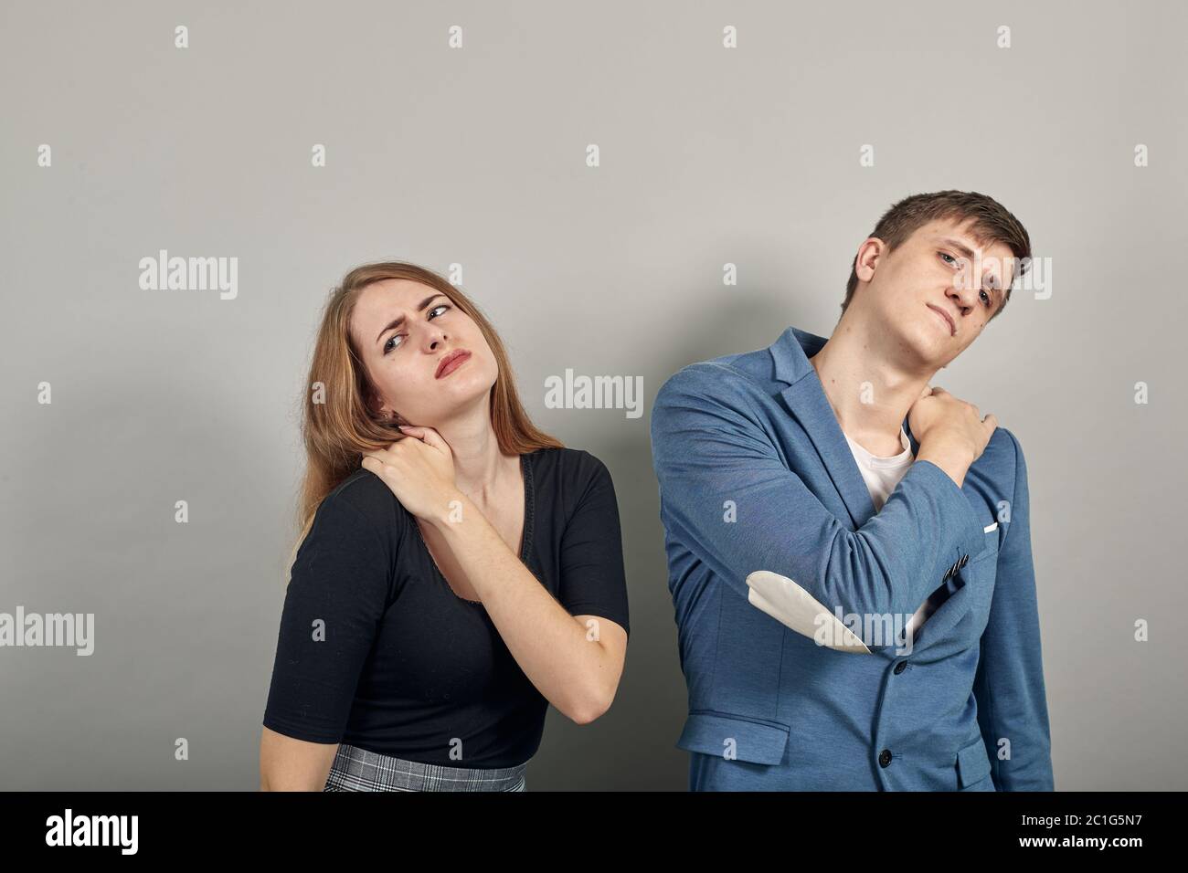 Holds the shoulder hurts, pain in my arm, sore point, problem with ...