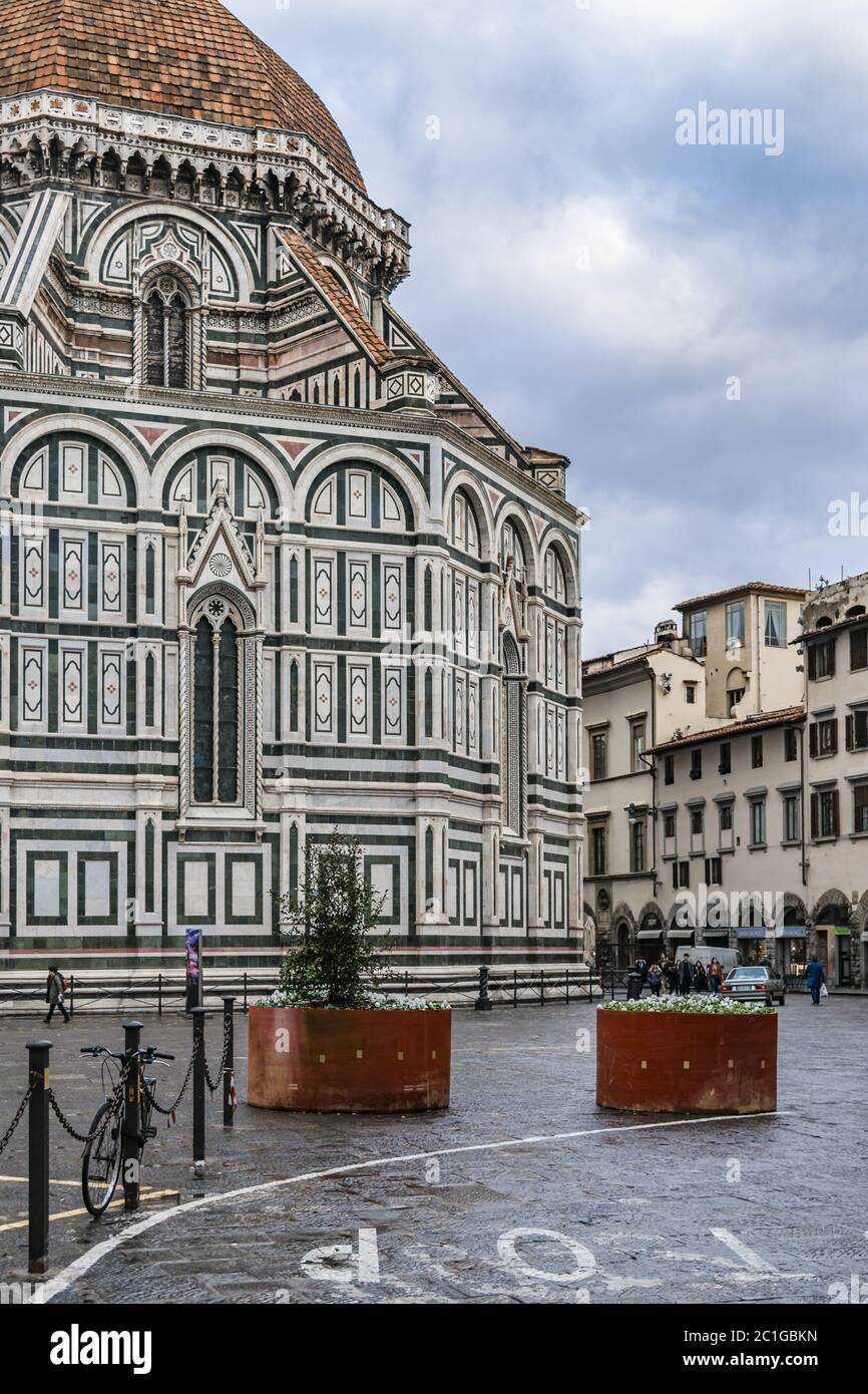 Piazza del Duomo, Florence, Italy Stock Photo - Alamy