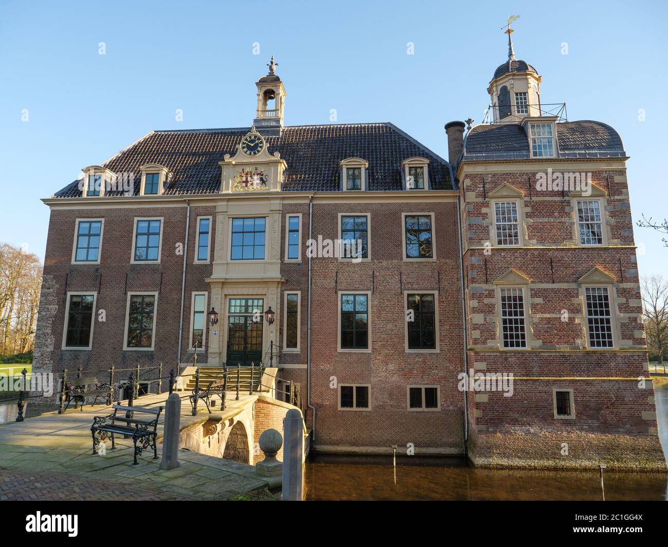 the castle of ruurlo in the netherlands Stock Photo - Alamy