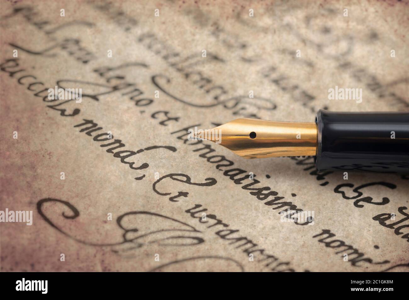 Ancient letter from 16th century with elegant fountain pen Stock Photo ...