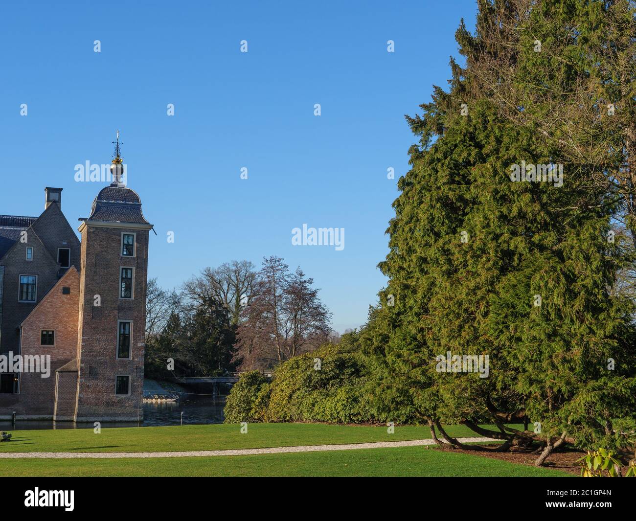 The castle of ruurlo in the netherlands Stock Photo - Alamy