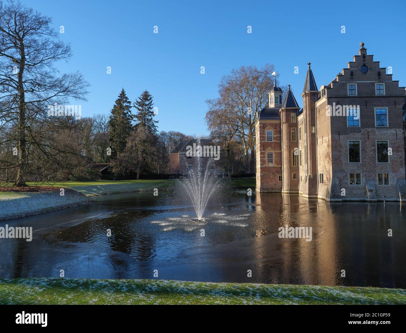 The castle of ruurlo in the netherlands Stock Photo - Alamy