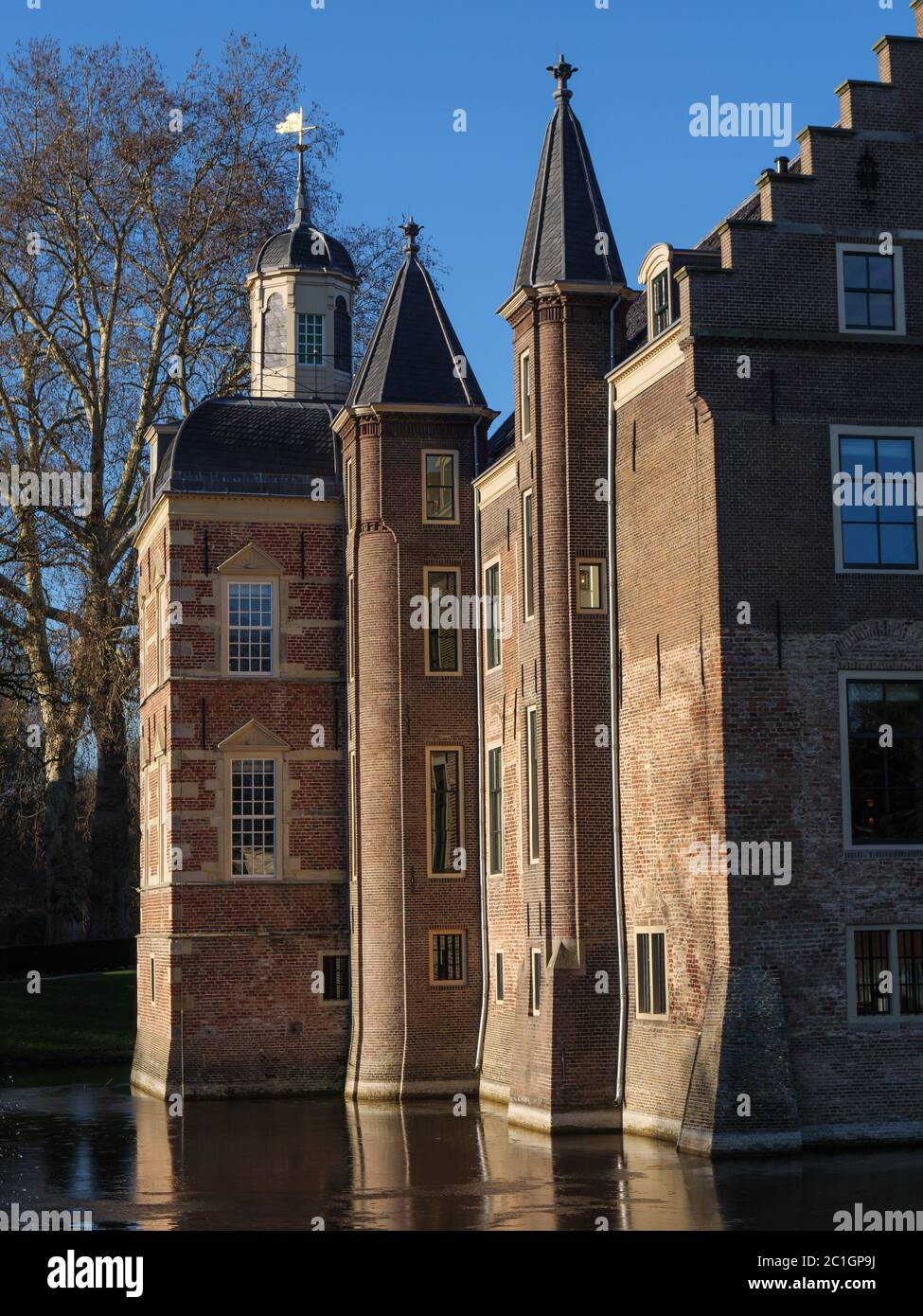 The castle of ruurlo in the netherlands Stock Photo - Alamy