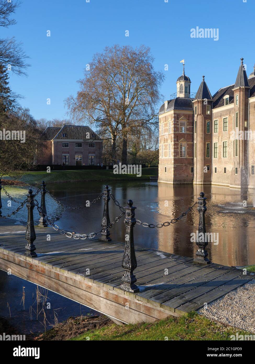 The castle of ruurlo in the netherlands Stock Photo - Alamy