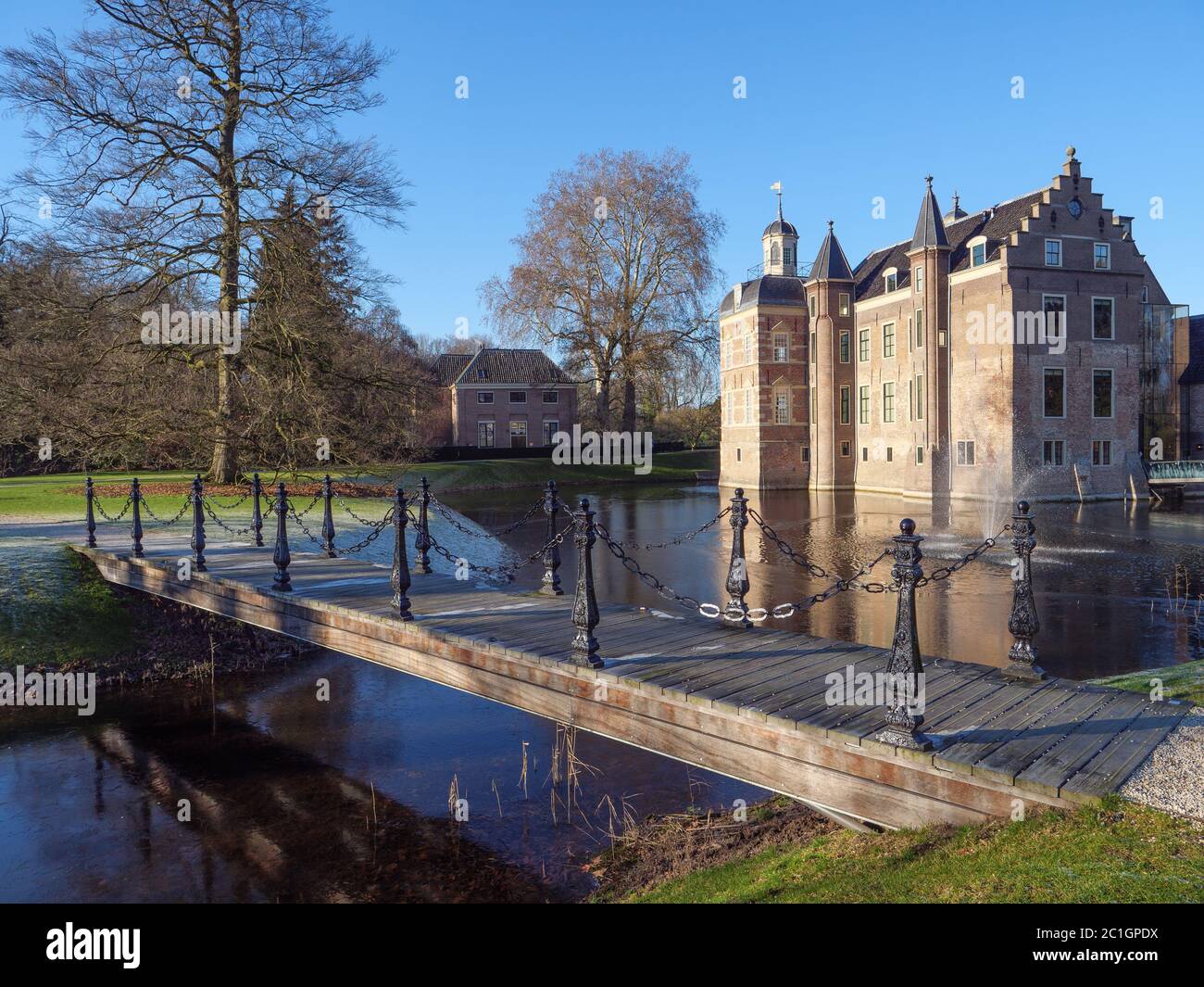The castle of ruurlo in the netherlands Stock Photo - Alamy