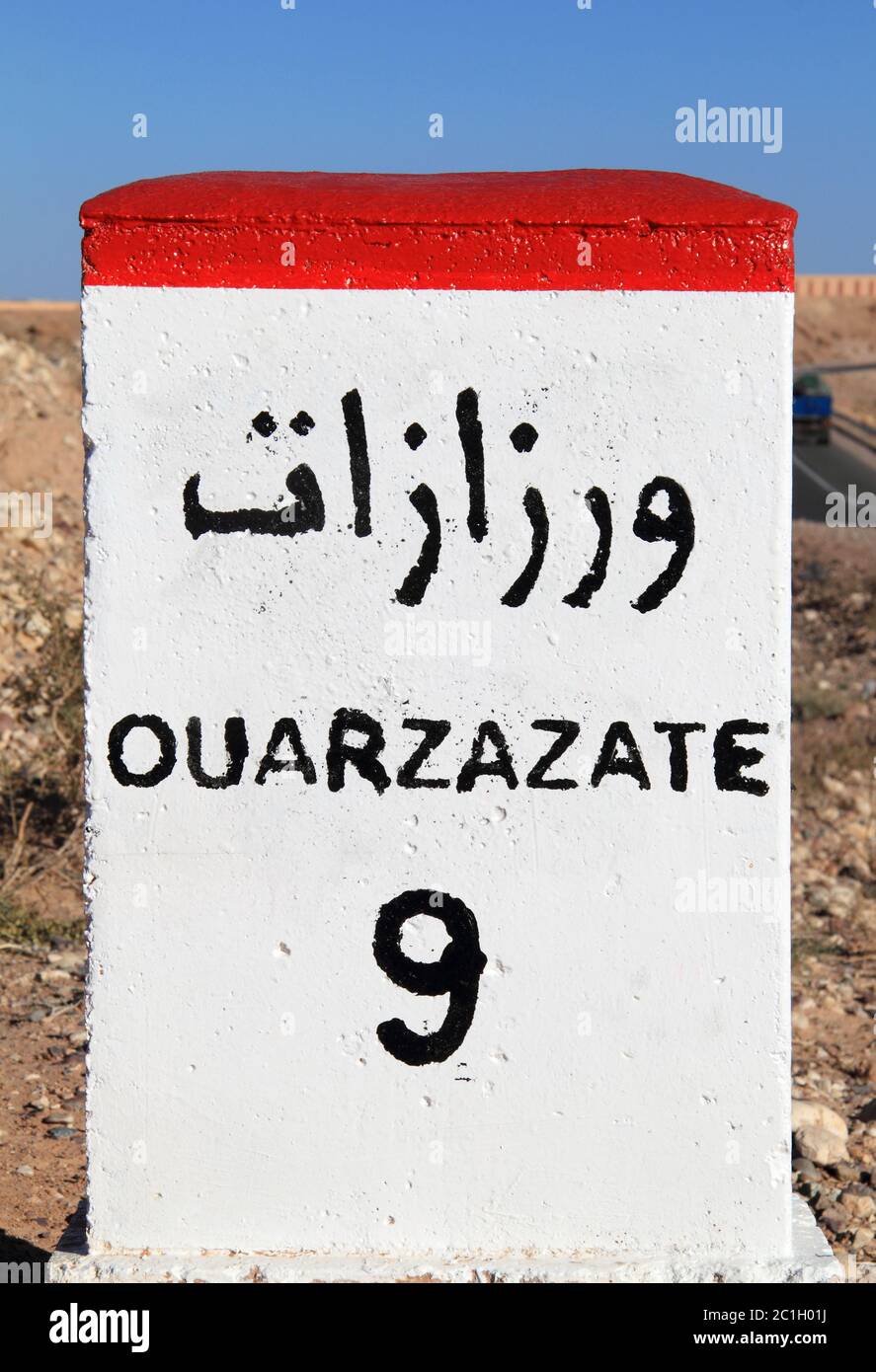 Roadside indicator hi-res stock photography and images - Alamy