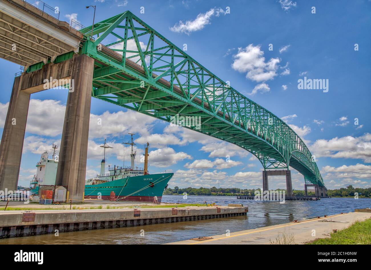 Shipyard view hi-res stock photography and images - Alamy