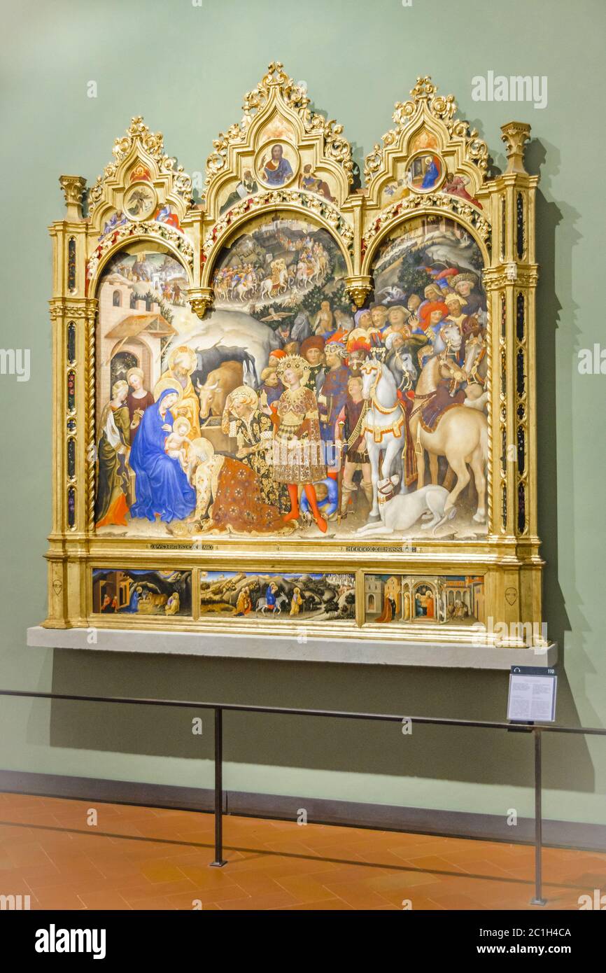 Art gallery interior view hi-res stock photography and images - Alamy